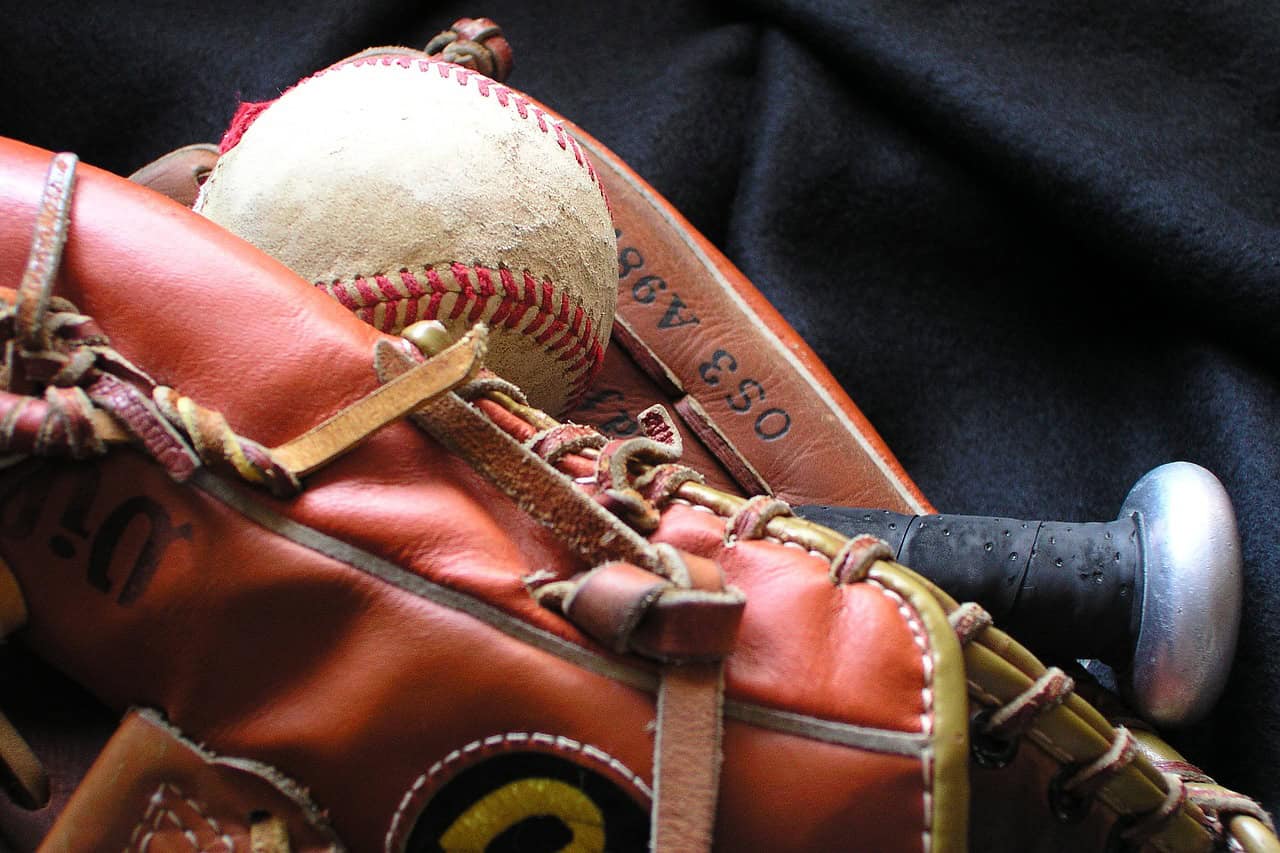 10 Best BBCOR Bats For Serious Baseball Players (2026)
